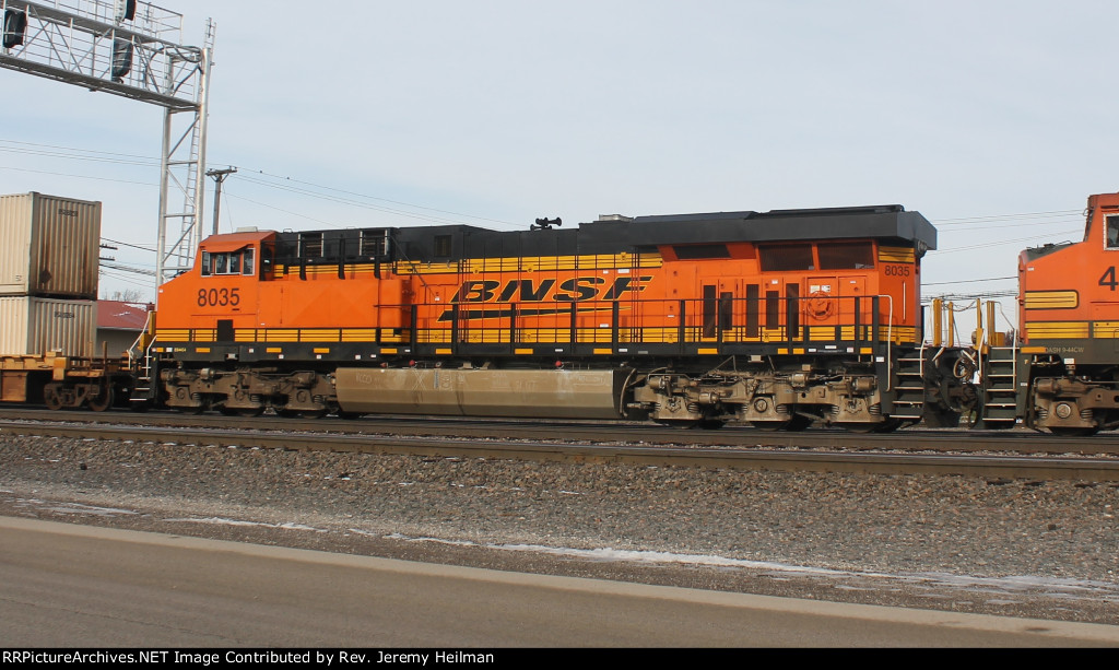 BNSF 8035 (1)